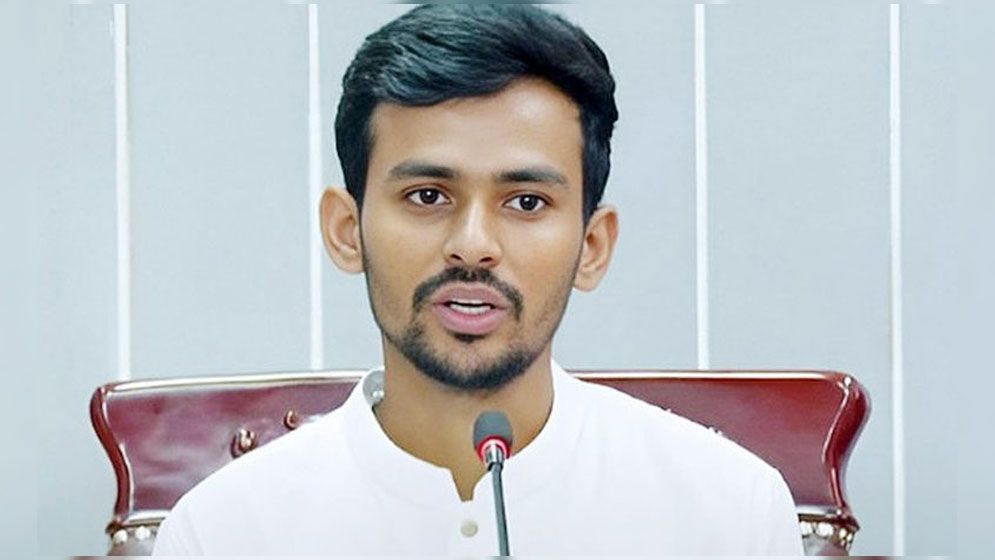 যাদের হাতে রক্ত তারা ক্লাসে বসার সুযোগ পেতে পারে না