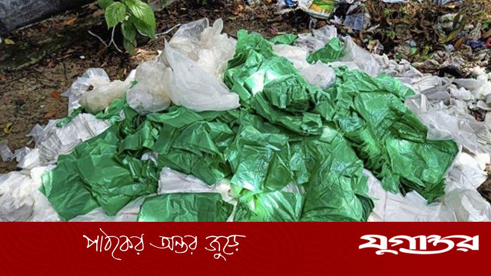 চকবাজারে পলিথিন কারখানা সিলগালা, কাঁচামাল জব্দ