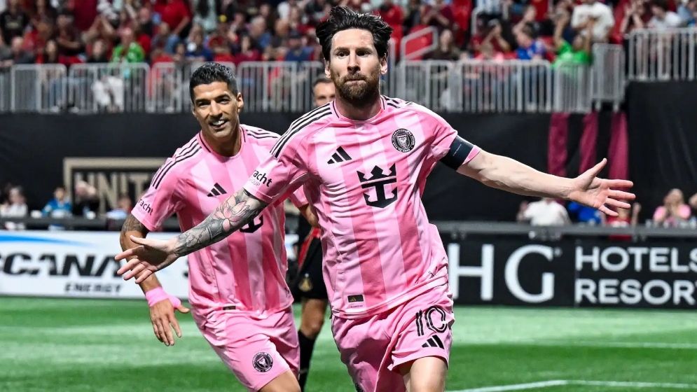 জাদুকরি ফ্রি-কিকে মেসির বিশ্বরেকর্ড