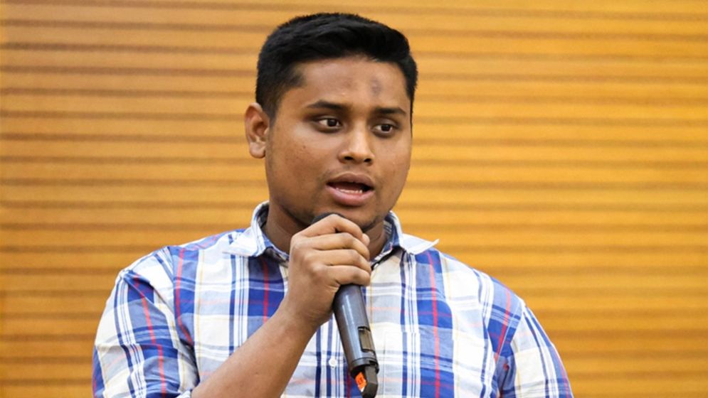 বিয়ে দিতে রাজি না হওয়ায় স্কুলছাত্রীকে তুলে নেওয়ার অভিযোগ