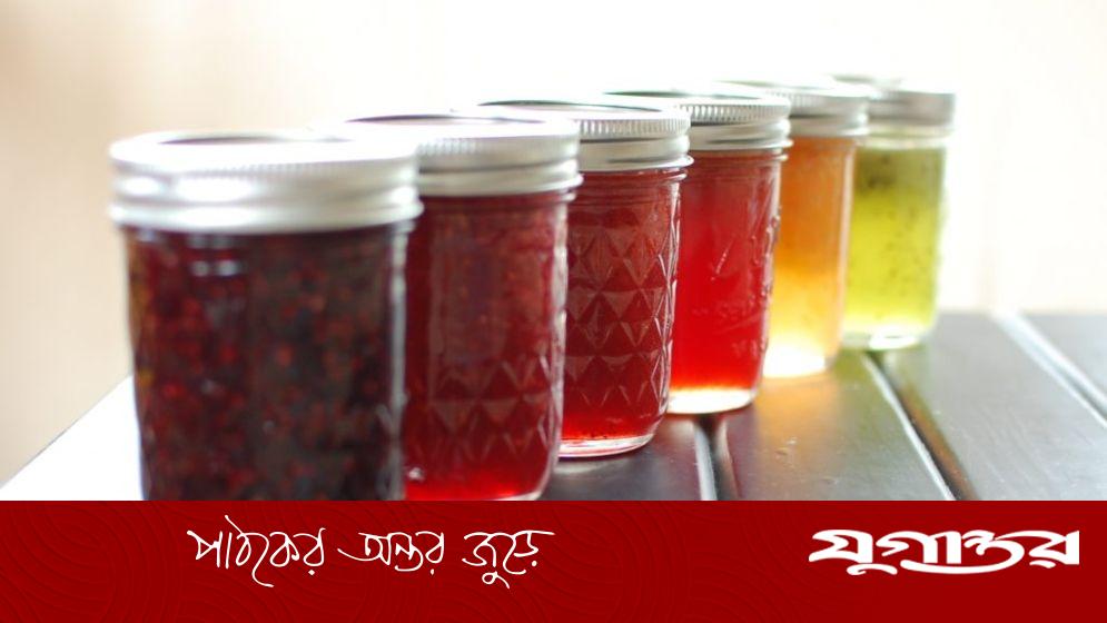 ইরানি নারীর ১৩৭ ধরনের জ্যাম তৈরিতে রেকর্ড